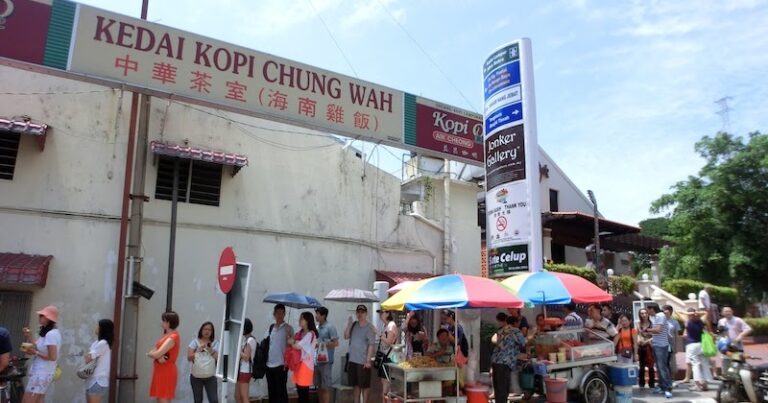 Where to Get the Best Chicken Rice Balls in Melaka | Rucksack Inn